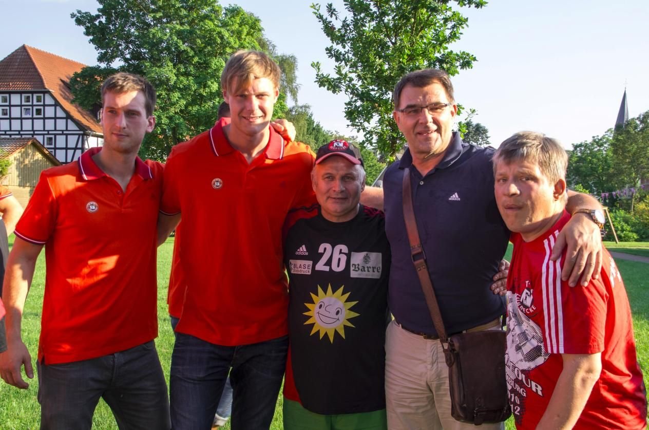 Haus-Aleida-Fans begrüßen »ihre« Spieler