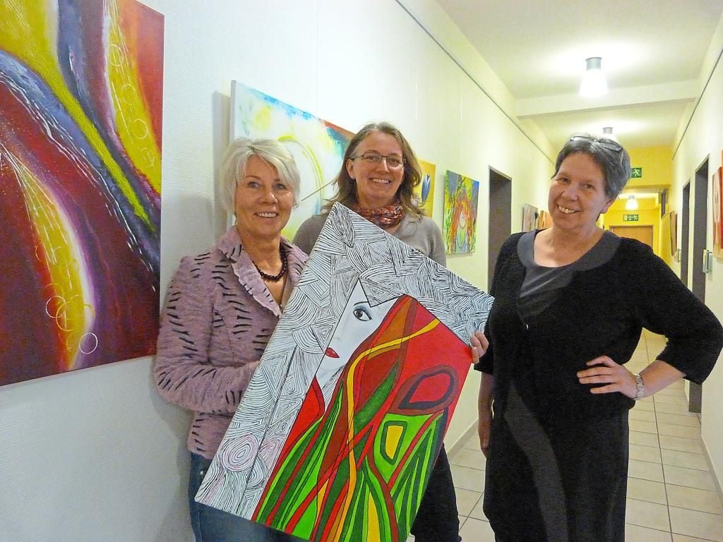 Mit Blattgold, Kaffee und Bauschaum