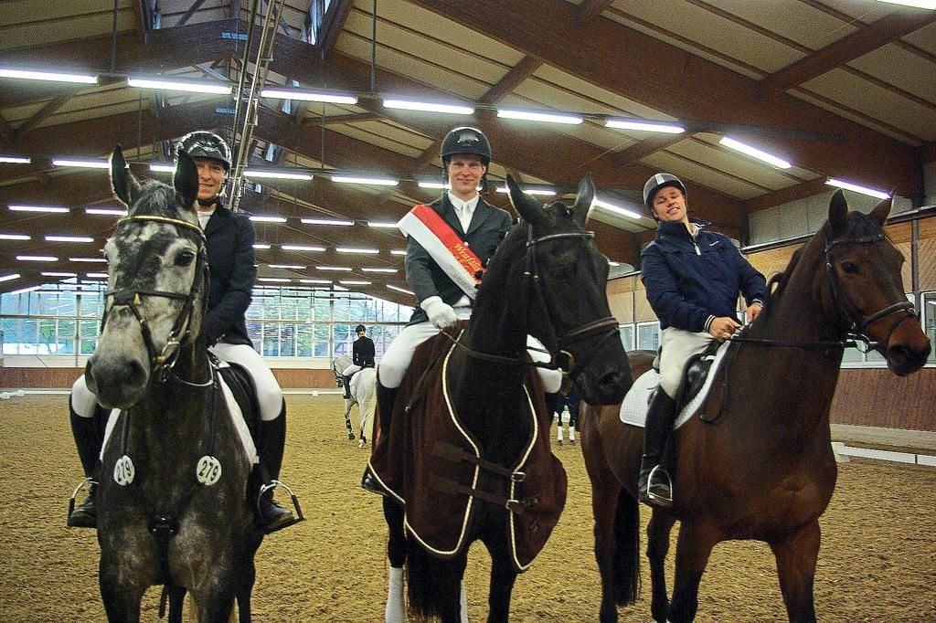 Feldmann dominiert Vielseitigkeit in Handorf