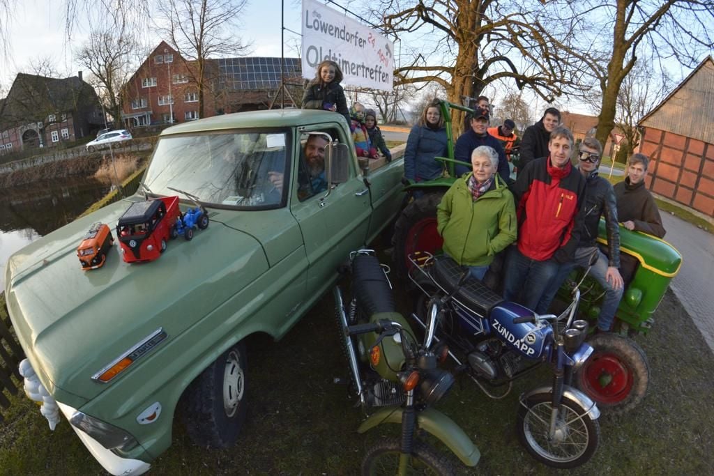 Das Oldtimerdorf bereitet sich vor
