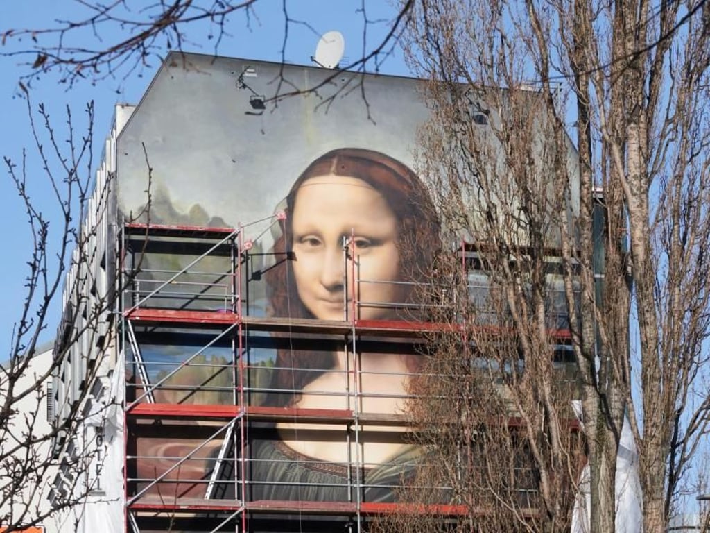 Berliner Riesen-Mona-Lisa braucht Facelifting
