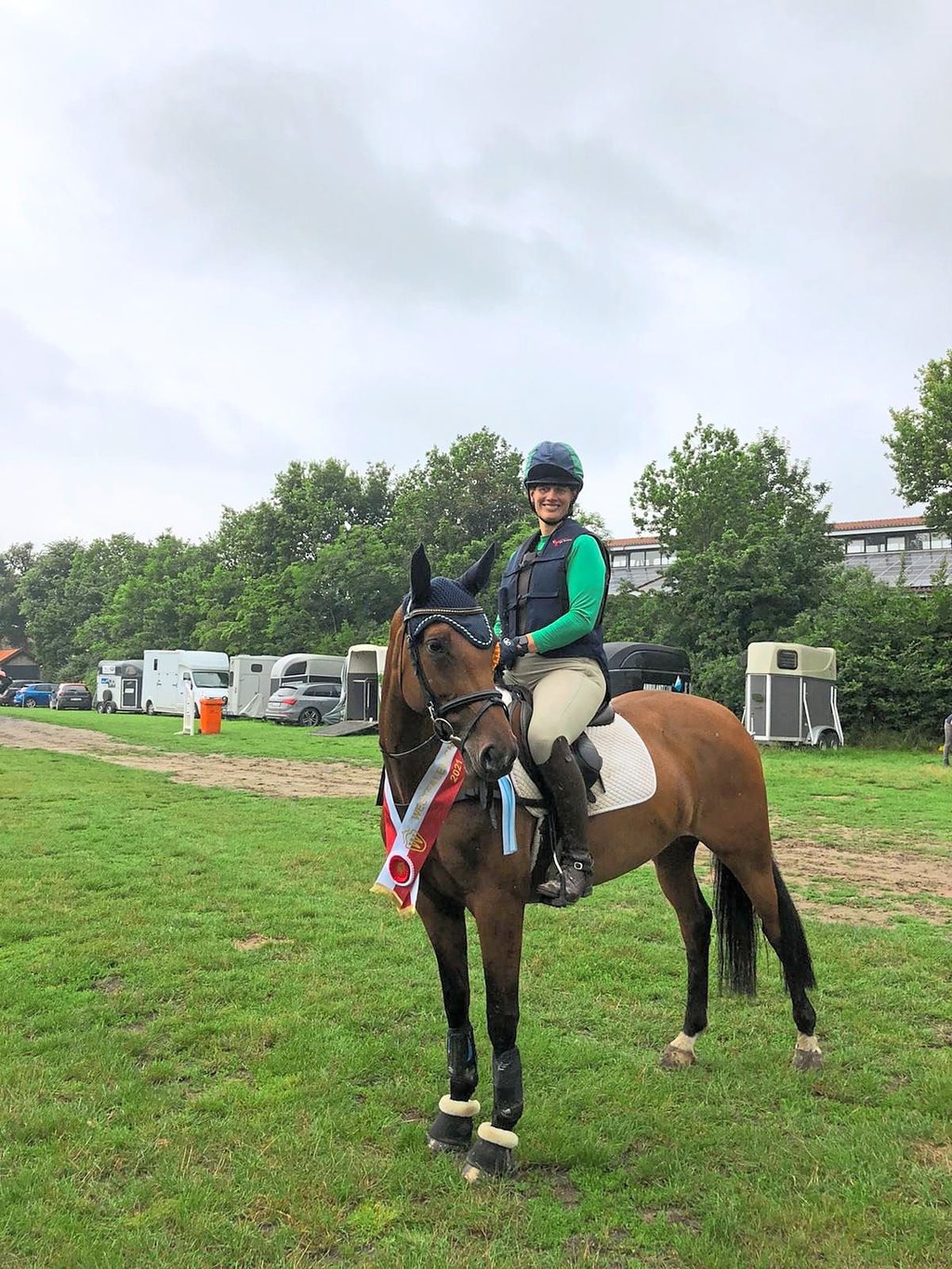 Philipp Hartmann triumphiert im Siegerland mit Capri