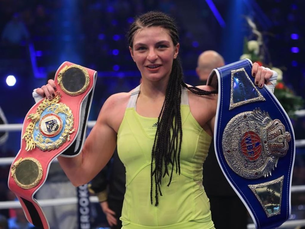 Weltmeisterin Hammer boxt im Vorprogramm der Huck-WM