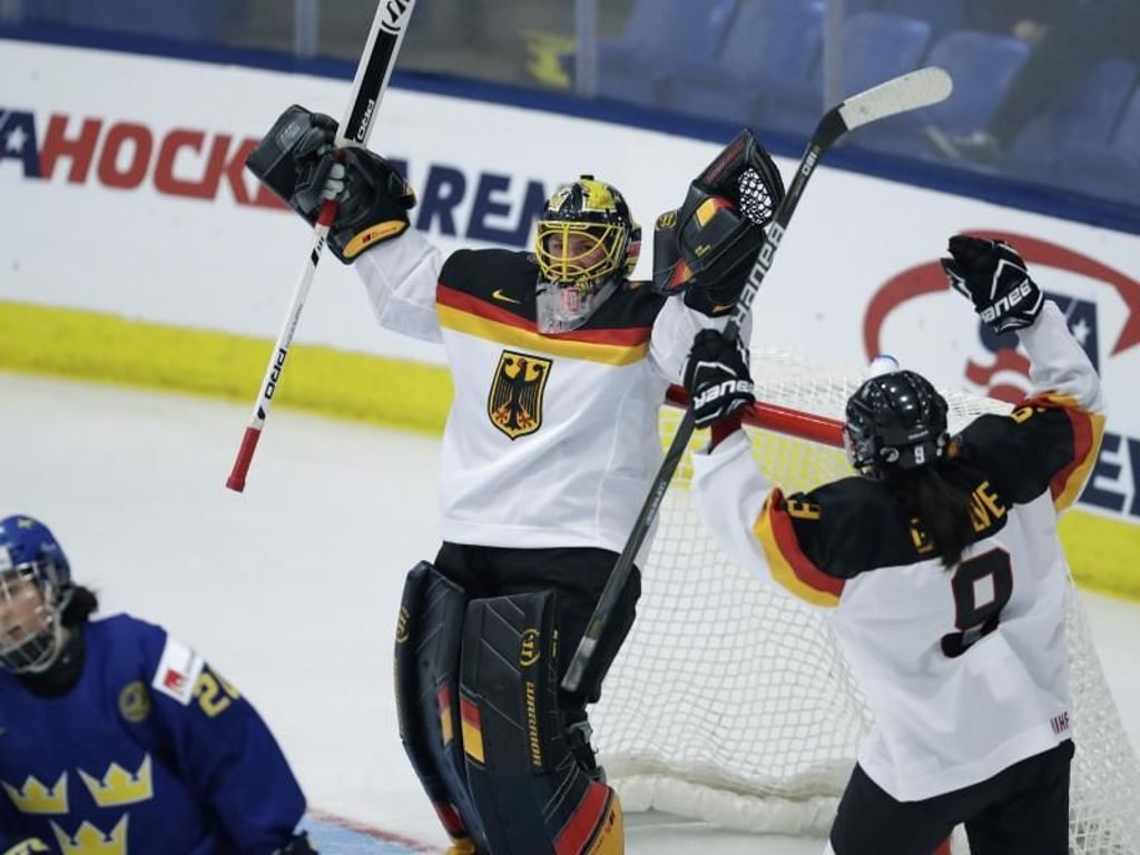Deutsche Eishockey-Frauen für WM-Viertelfinale qualifiziert
