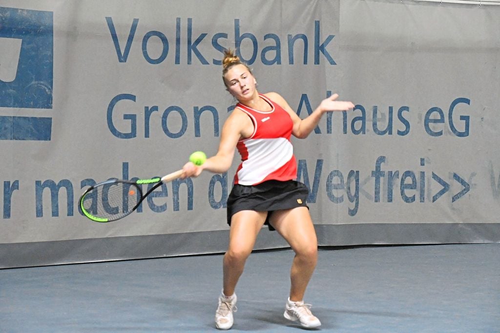Regen zwingt zunächst in die Halle