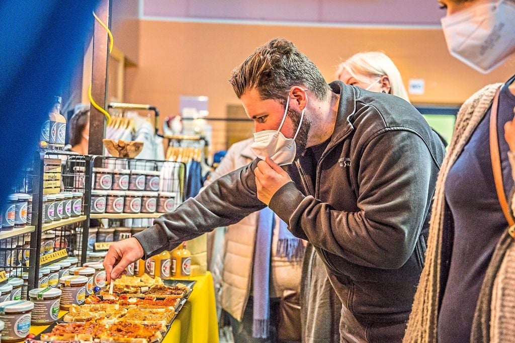 „Design Gipfel“ für Handgemachtes in der Mensa am Ring