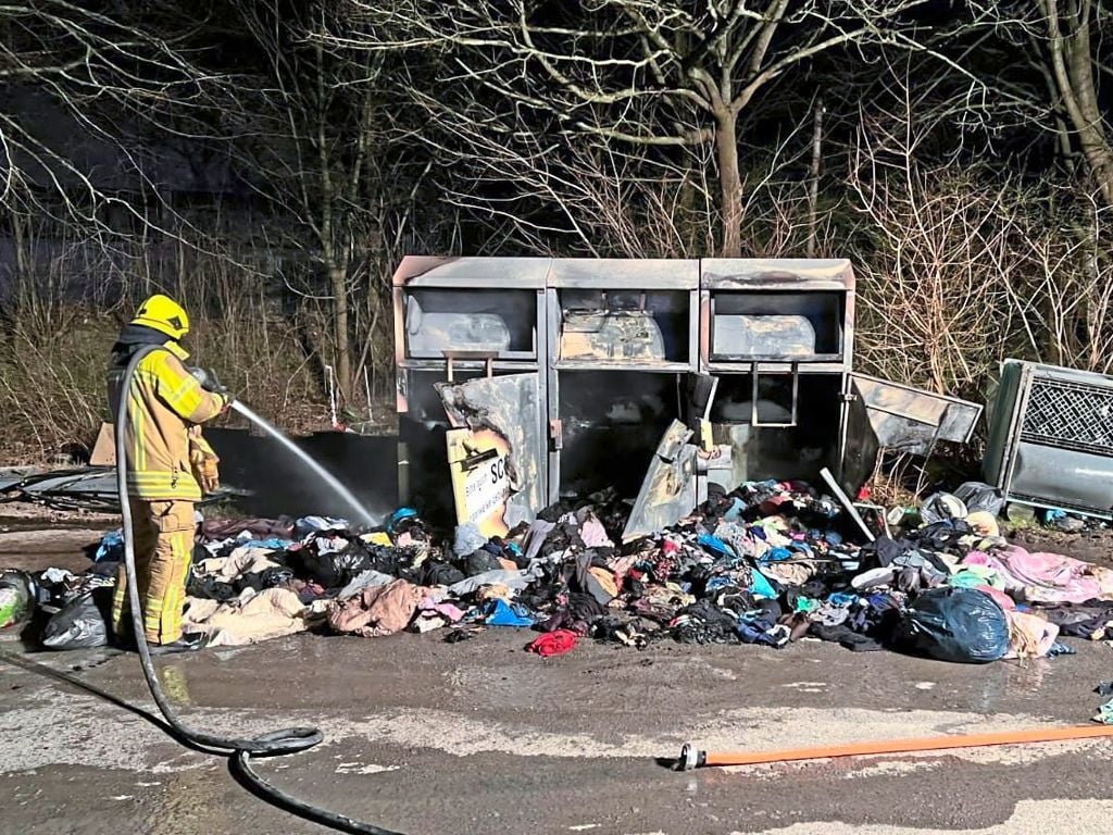 Schon wieder brennen Container in Hiddenhausen