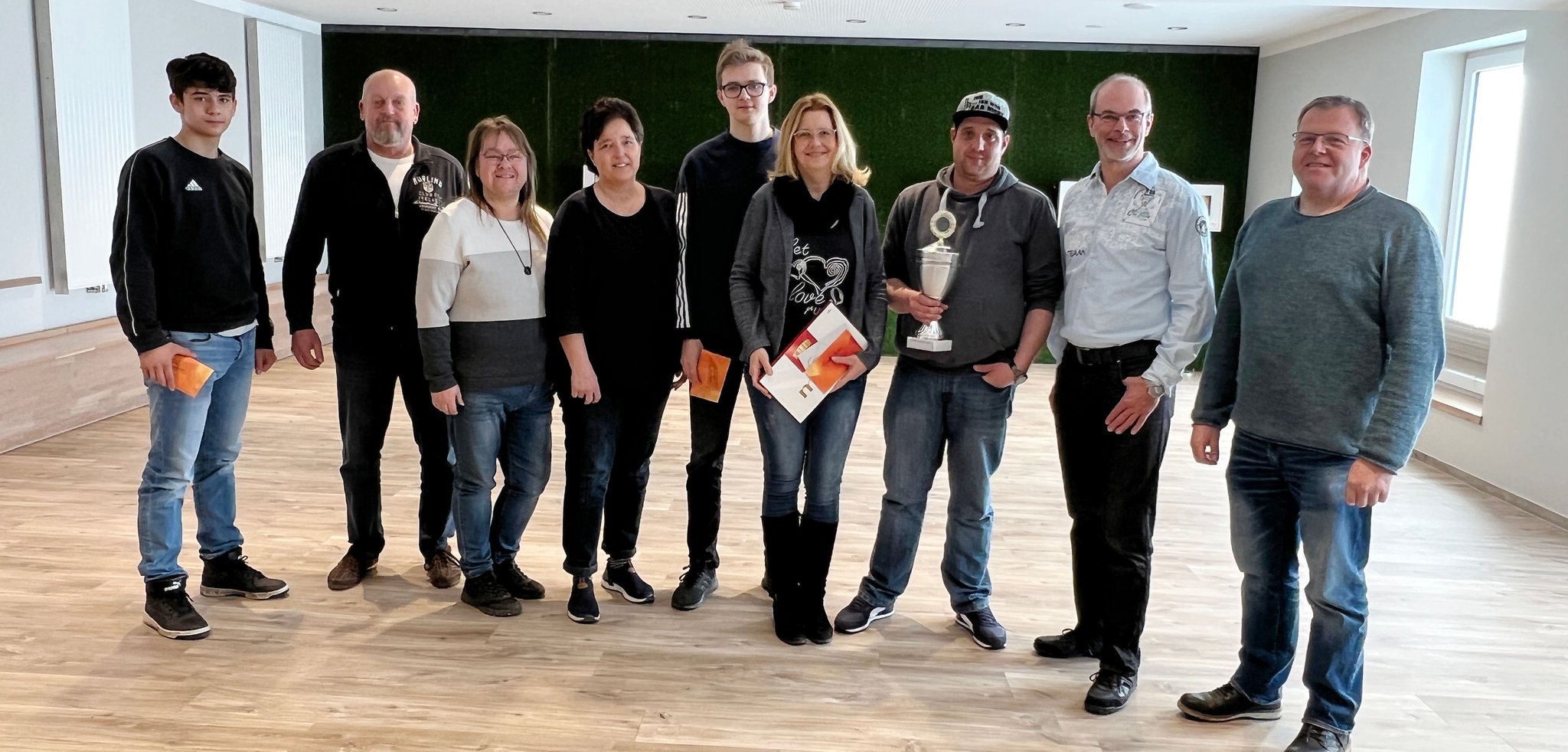 "Die Schusseligen" schlagen die "Bulldogs"