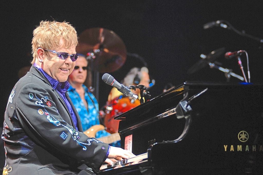 Paradiesvogel mit langem Atem: Elton John wird 75
