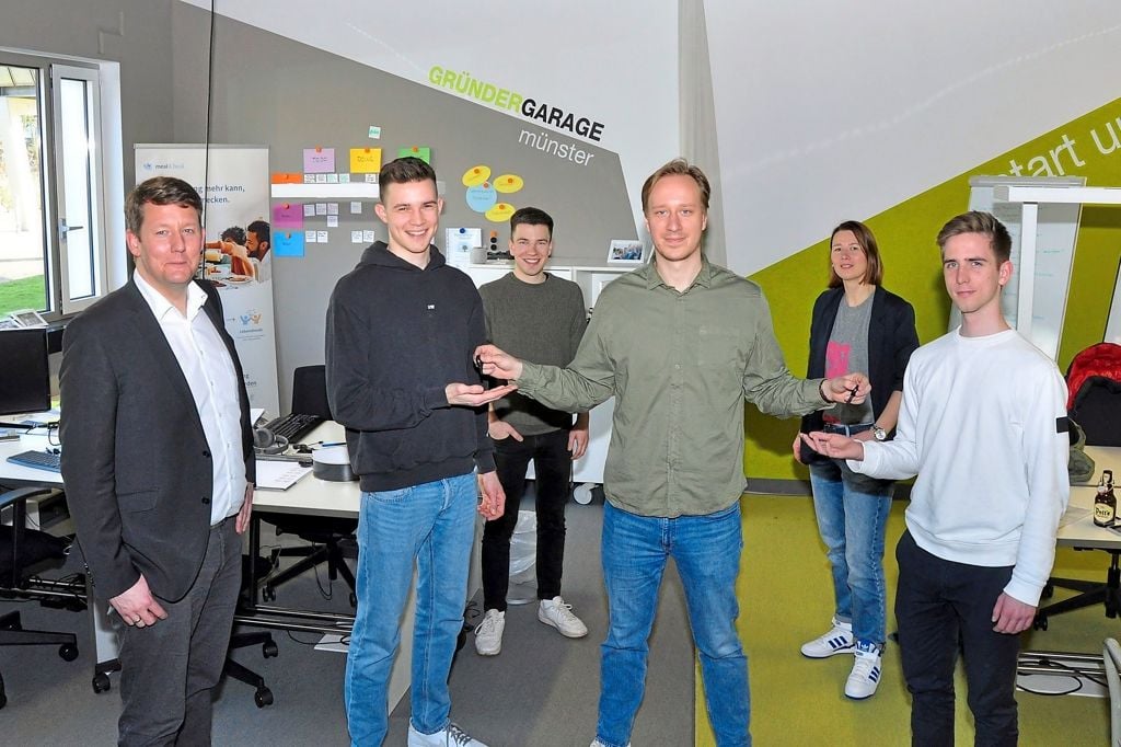 Start-up "my brush" zieht in die "Gründergarage" ein