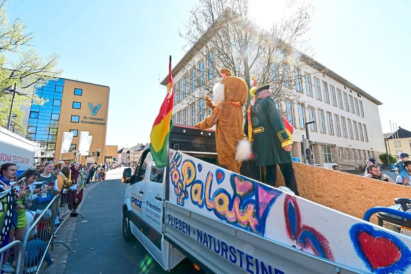 Karnevalsparade zieht am 18. Februar 2023 durch Paderborn