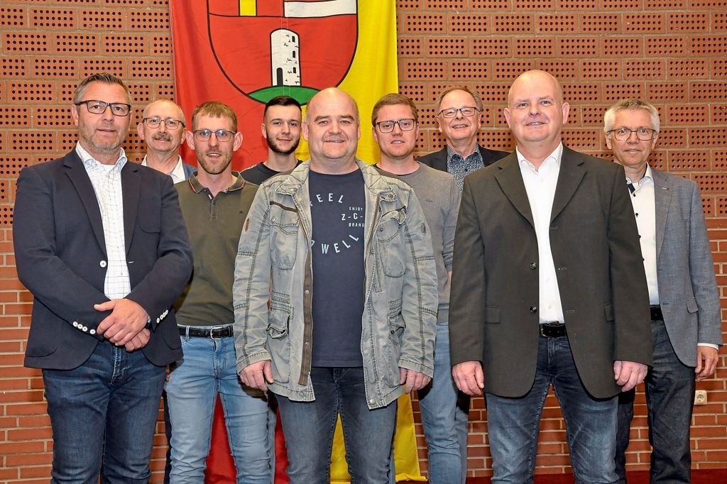 Schützenverein Benhausen ernennt Franz-Josef Bracke zum Ehrenoberstleutnant