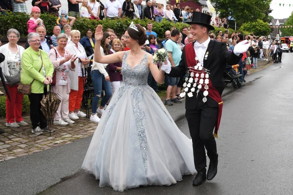 Fürstenau: Glanzvolles Fest mit den Majestäten Fabian Ridder und Stefanie Pipiale