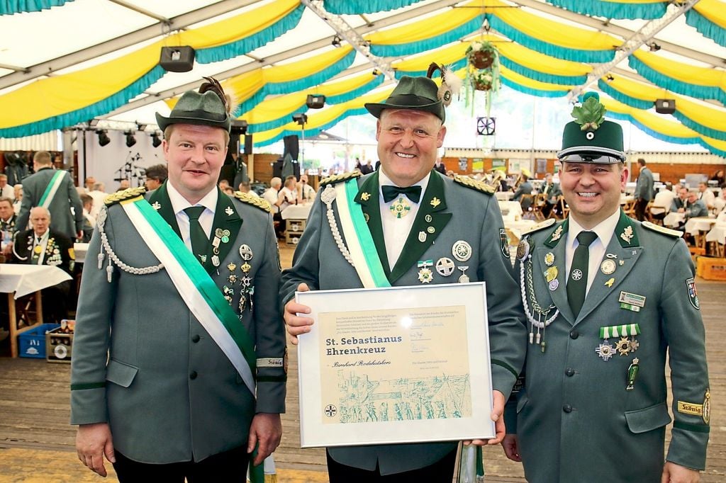 Klaus-Dieter Wiebeler ist neuer Schützenkönig in Lippling