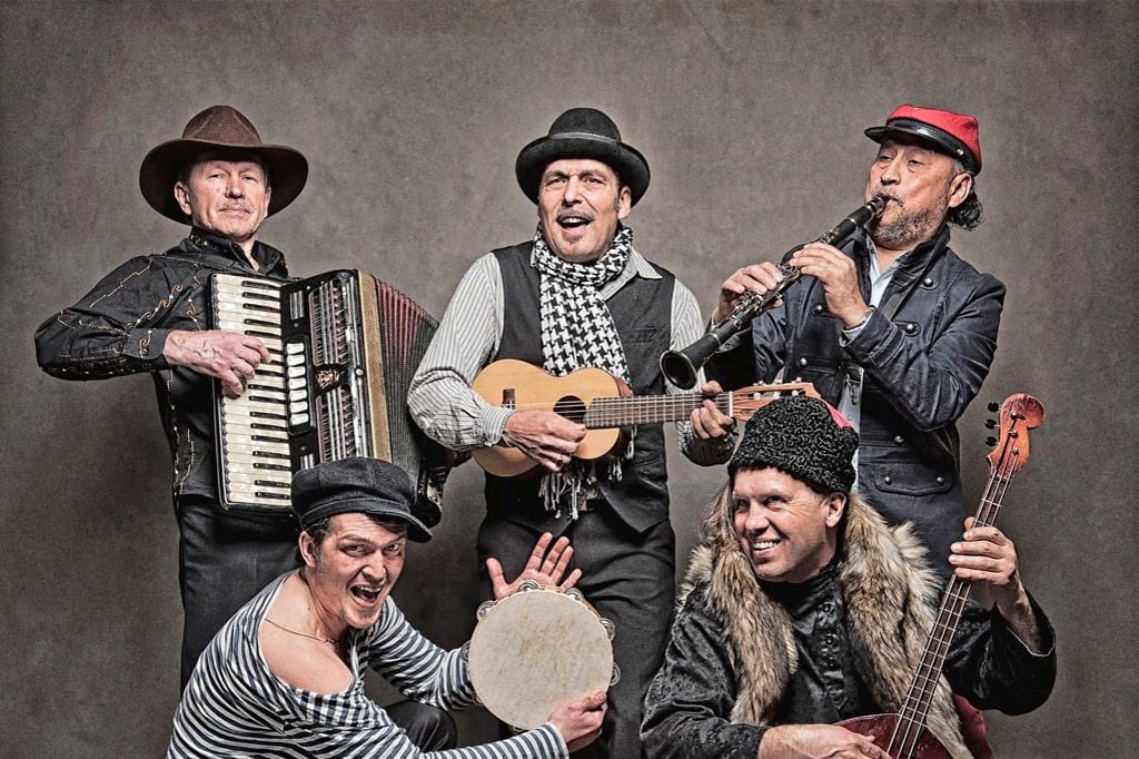 Angereicherter Folk-Mix