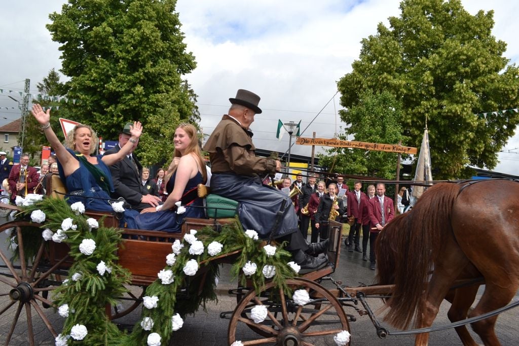 Der Vater macht‘s dem Sohn nach