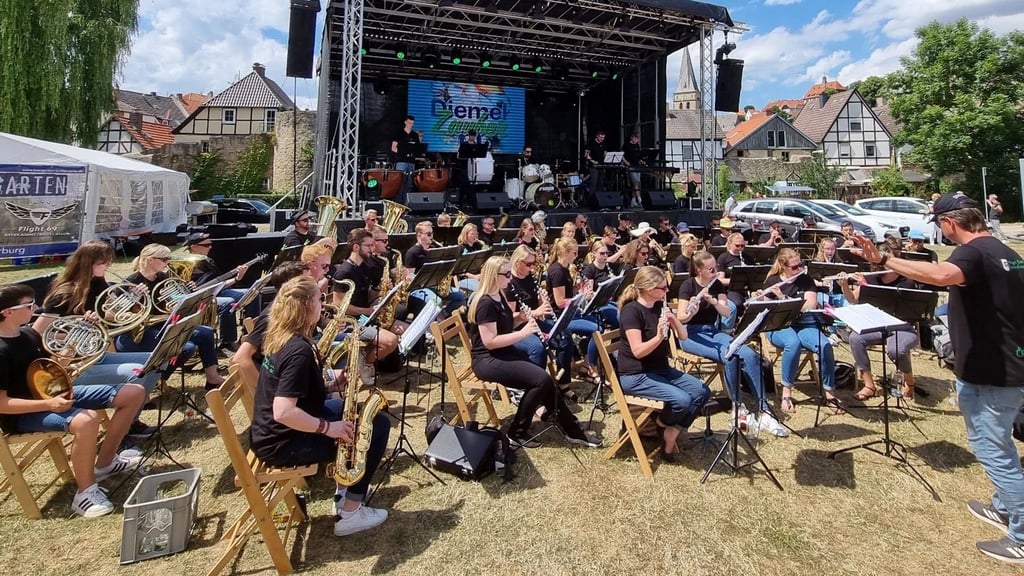 Warburger Stadt- und Jugendorchester gibt Konzert