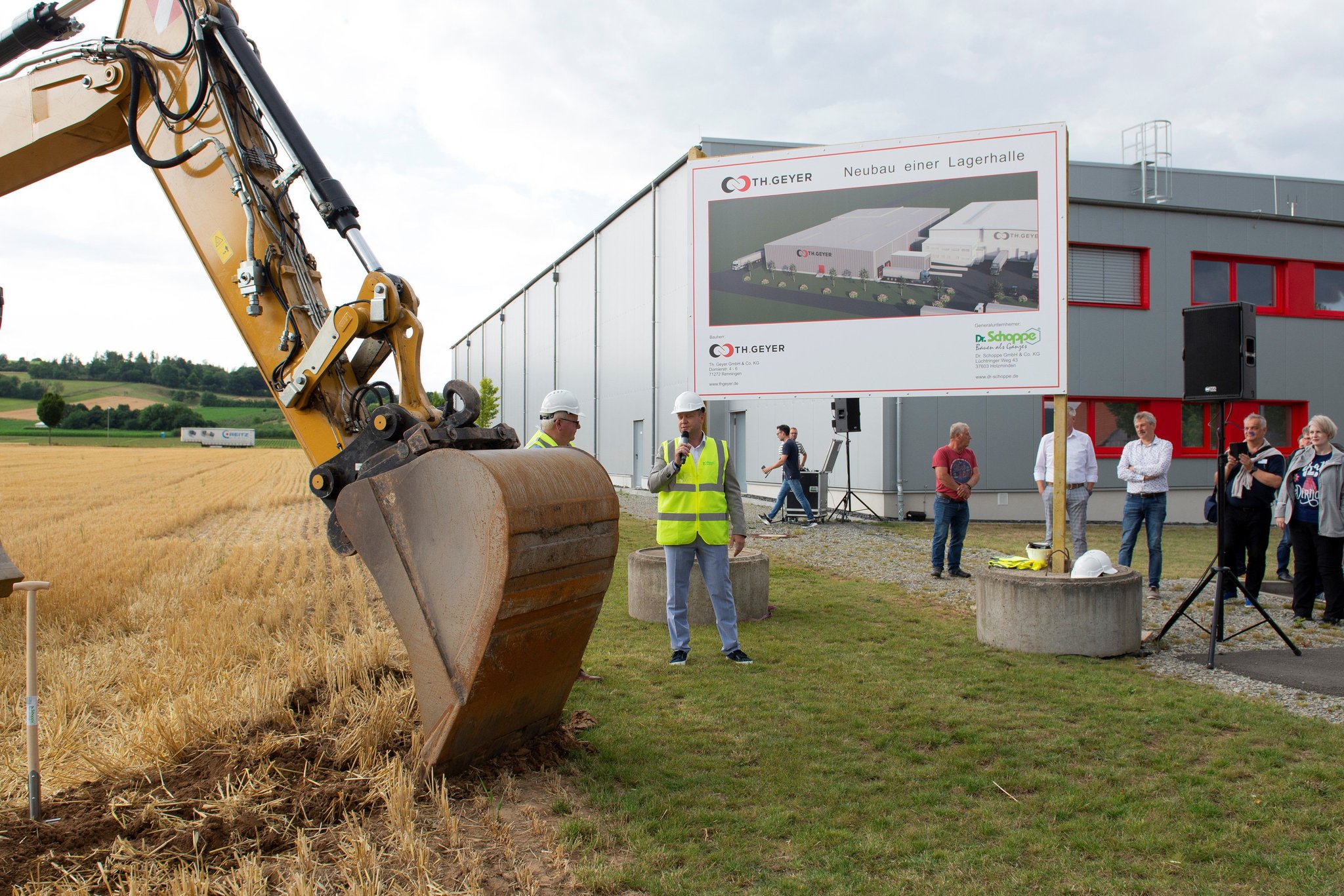 Th. Geyer Ingredients baut neue große Lagerhalle am Standort Stahle
