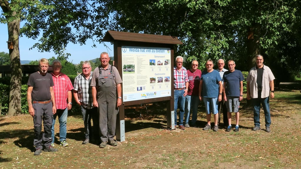 Rastplatz am Twisteradweg in Welda hergerichtet
