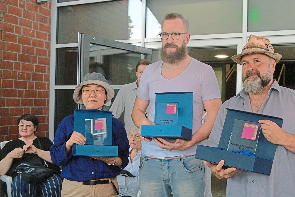 Kopfgärten, Waffenaffe und Heimat