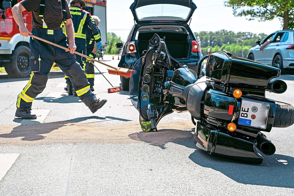 Motorradfahrer schwer verletzt