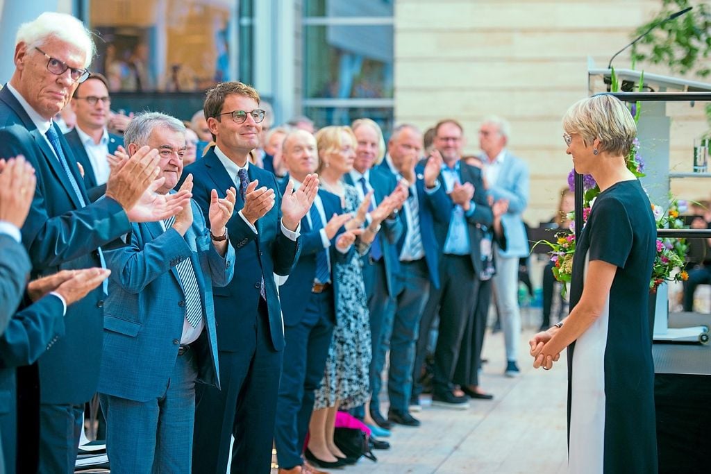 Stabwechsel im Regierungspräsidium: Andreas Bothe übernimmt von Dorothee Feller