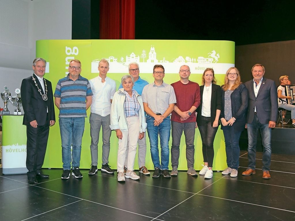 Gemeinde Hövelhof ehrt ihre Besten