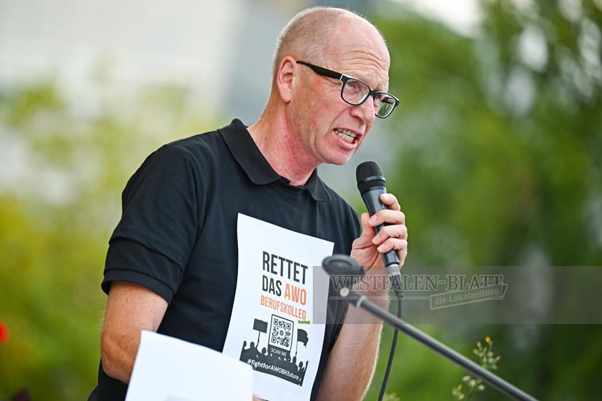 Demonstration für den Erhalt des AWO-Berufskollegs in Bielefeld
