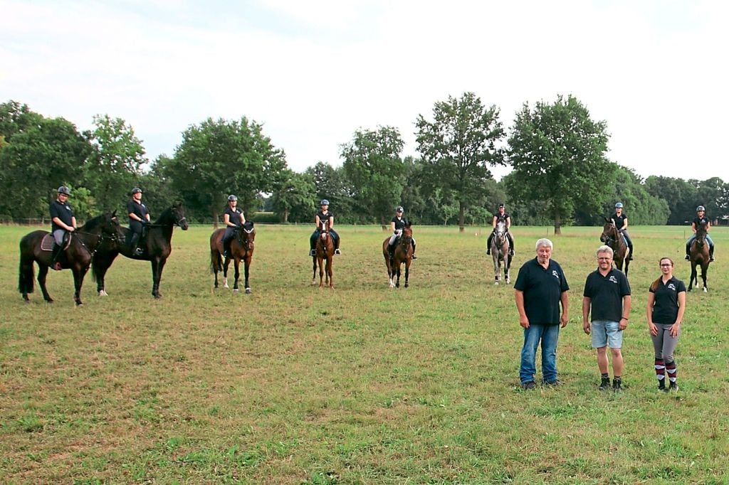 Reiter-Staffel präsentiert in Espeln eine neue Quadrille