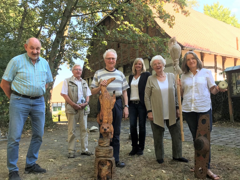 Zur Landpartie auf die Hiddenhauser „Museumsmeile“