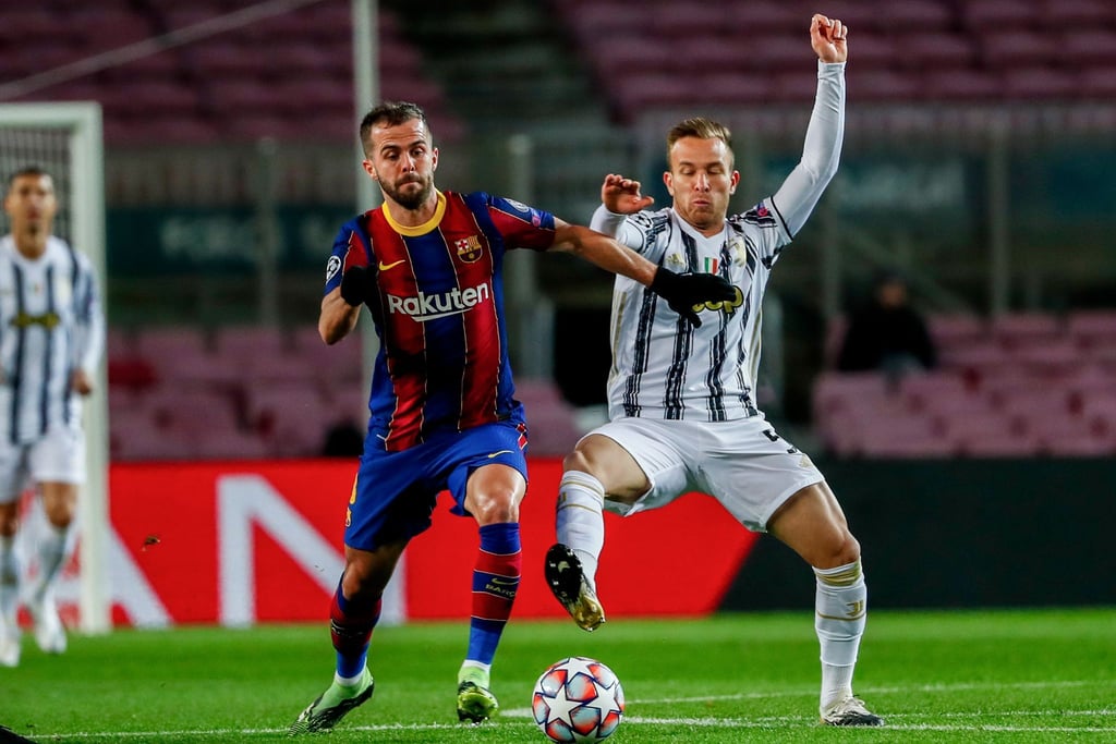 Fc Barcelona Trennt Sich Von Pjanić