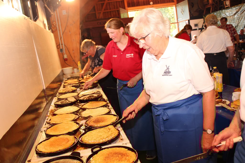 Stemwede: Pickert aus Levern heiß begehrt