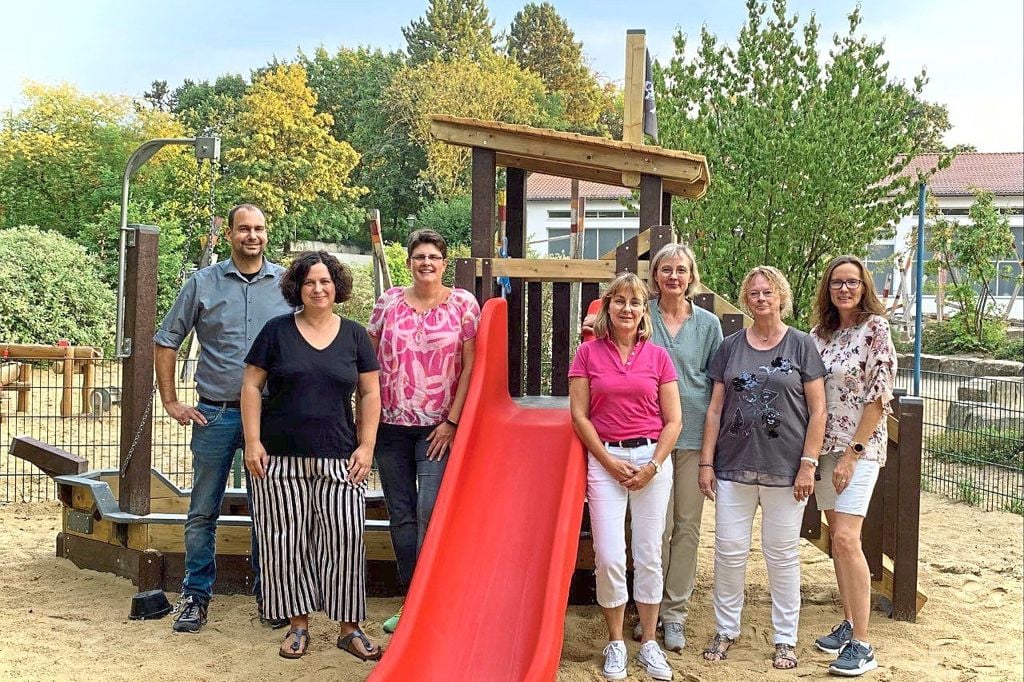 Ein Piratenboot für Kinder im „Nest“