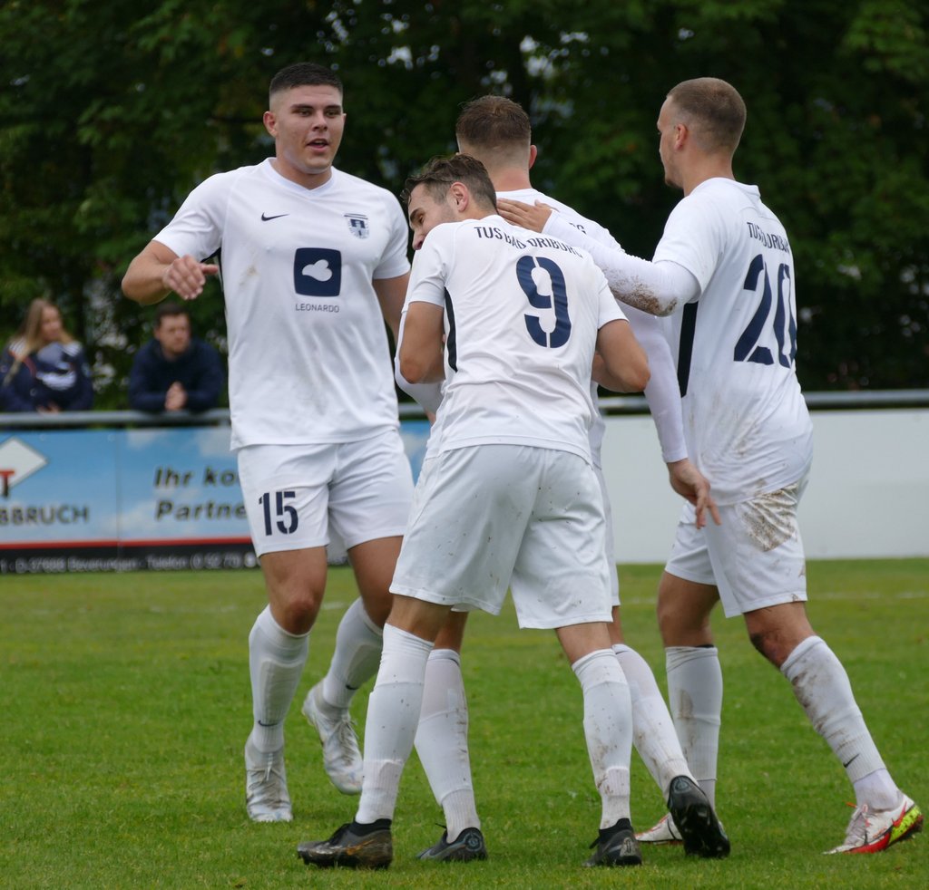 Driburg feiert Derbysieg