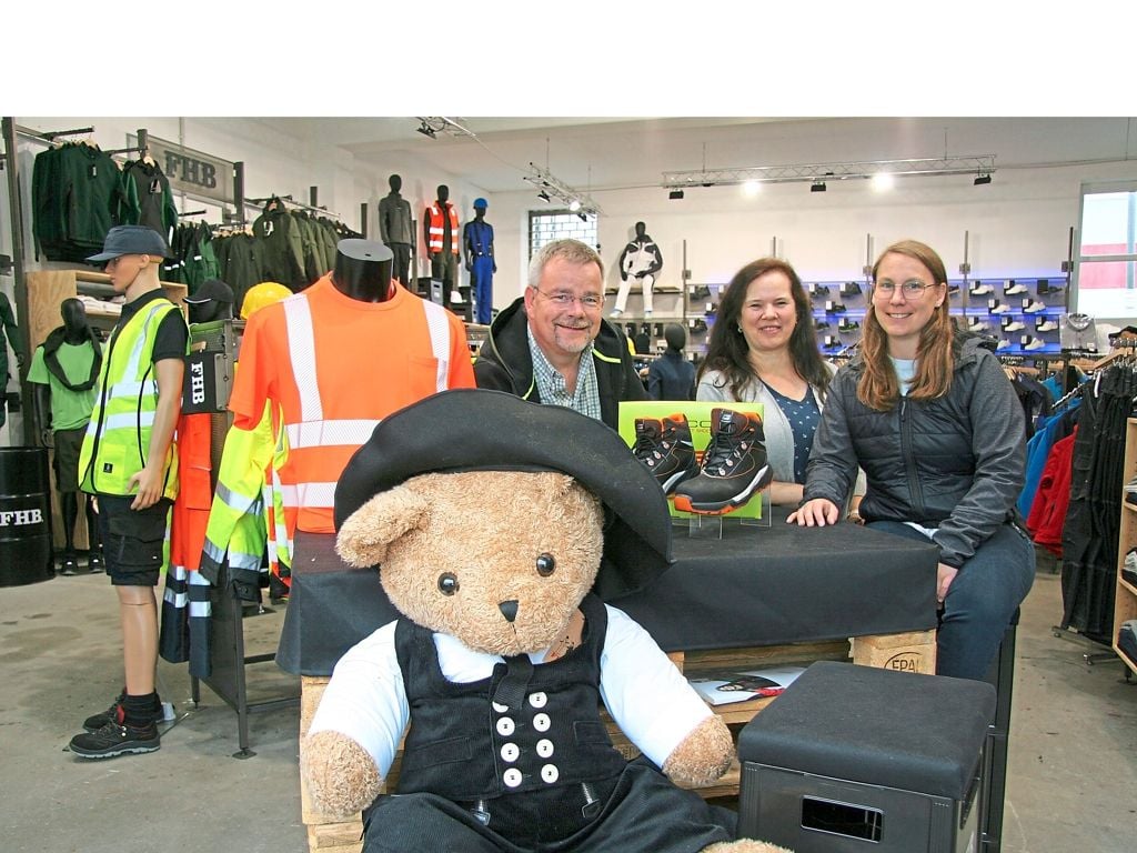 Feier mit Hüpfburg und Musik