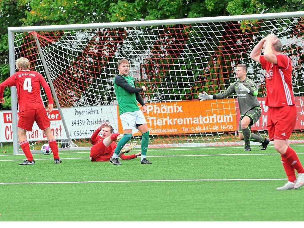 Fußball-Bezirksliga: TuS Bad Driburg klettert auf Platz zwei