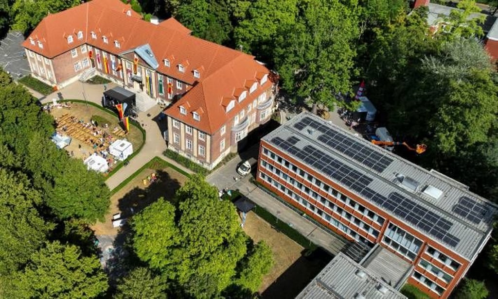 Mehr PV-Anlagen auf Dächern der Kreis-Gebäude