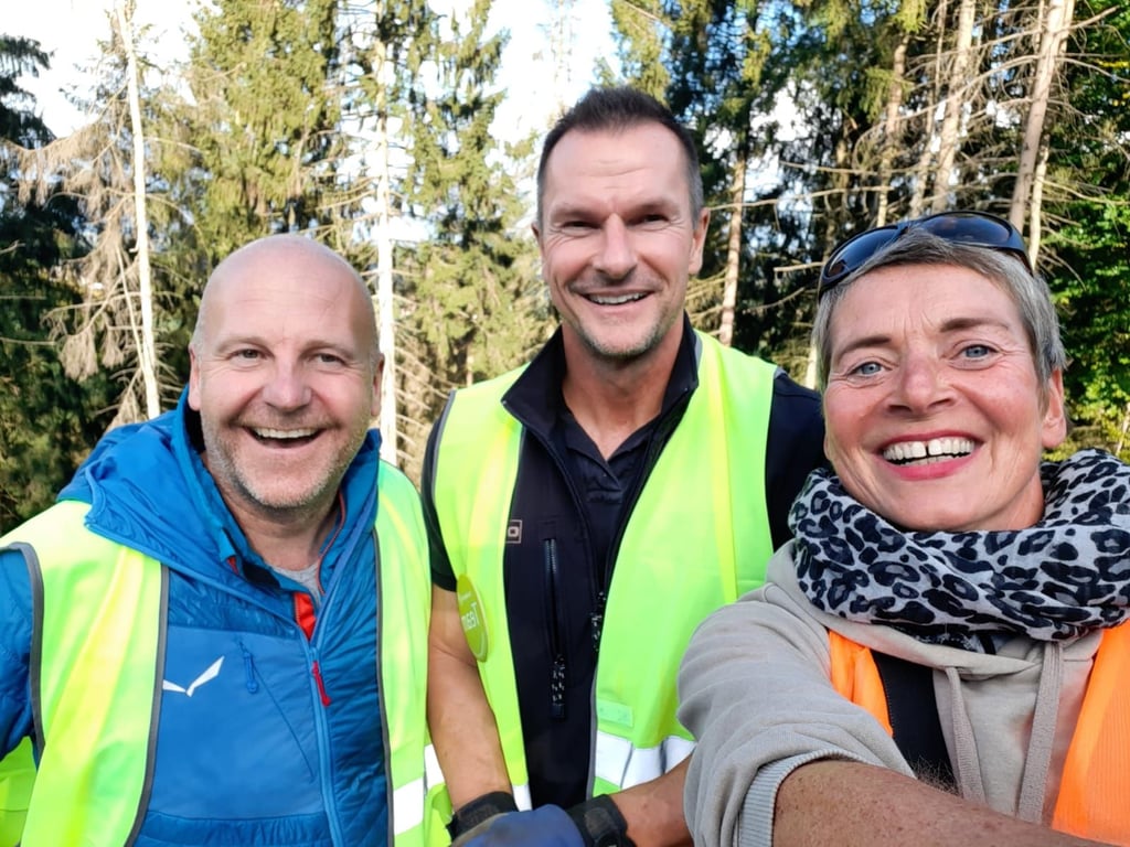 Spenden gesammelt und Bäume gepflanzt