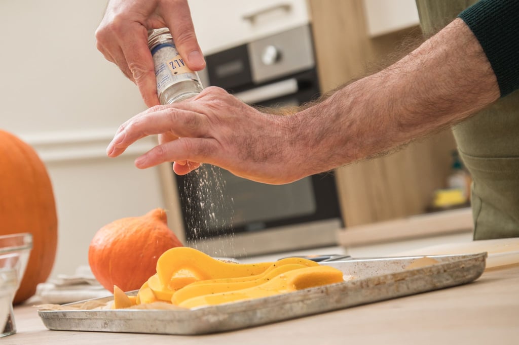 Salz reduzieren: Weniger Fertiggerichte, mehr selbst kochen