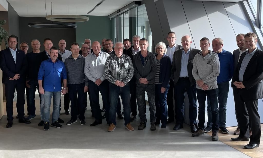 Verler Unternehmen zeichnet 26 Mitarbeiter aus