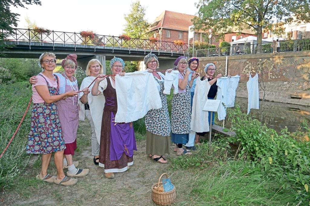 Mit Bollerwagen zur großen Wäsche