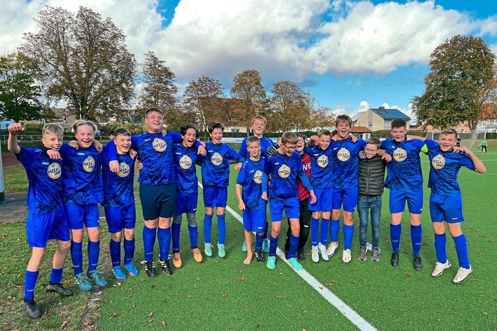 Fußballer des FC Germete/Wormeln geben in Warburg den Ton an