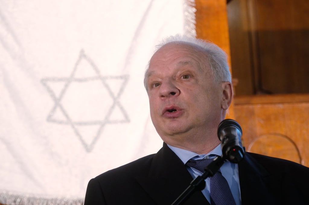 Jüdischer-Weltkongress-Vize übt scharfe Kritik an documenta Jüdischer-Weltkongress-Vize übt scharfe Kritik an documenta