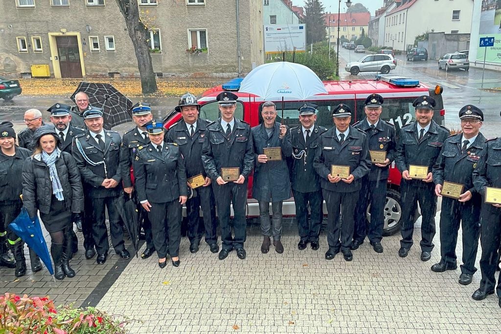 Fahrzeugspende aus Nottuln löst große Freude aus