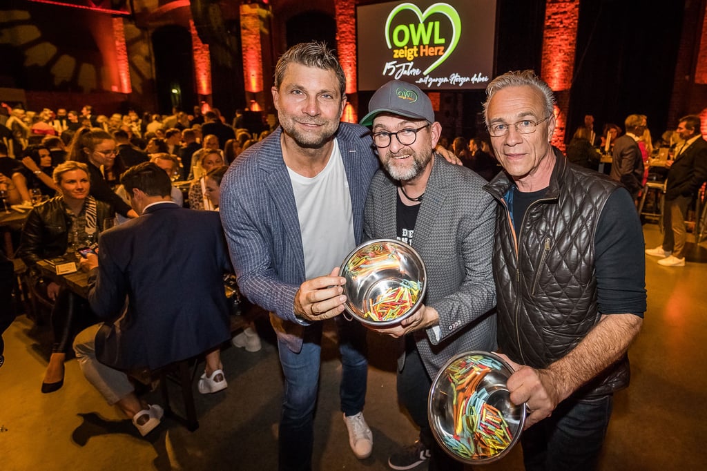 Benefiz-Party von „OWL zeigt Herz“ mit Stargast Howard Carpendale in ...