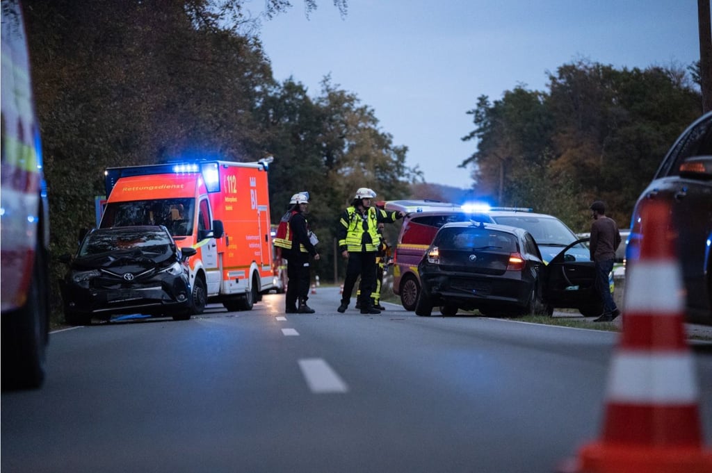 Drei Verletzte bei Unfall in Bielefeld