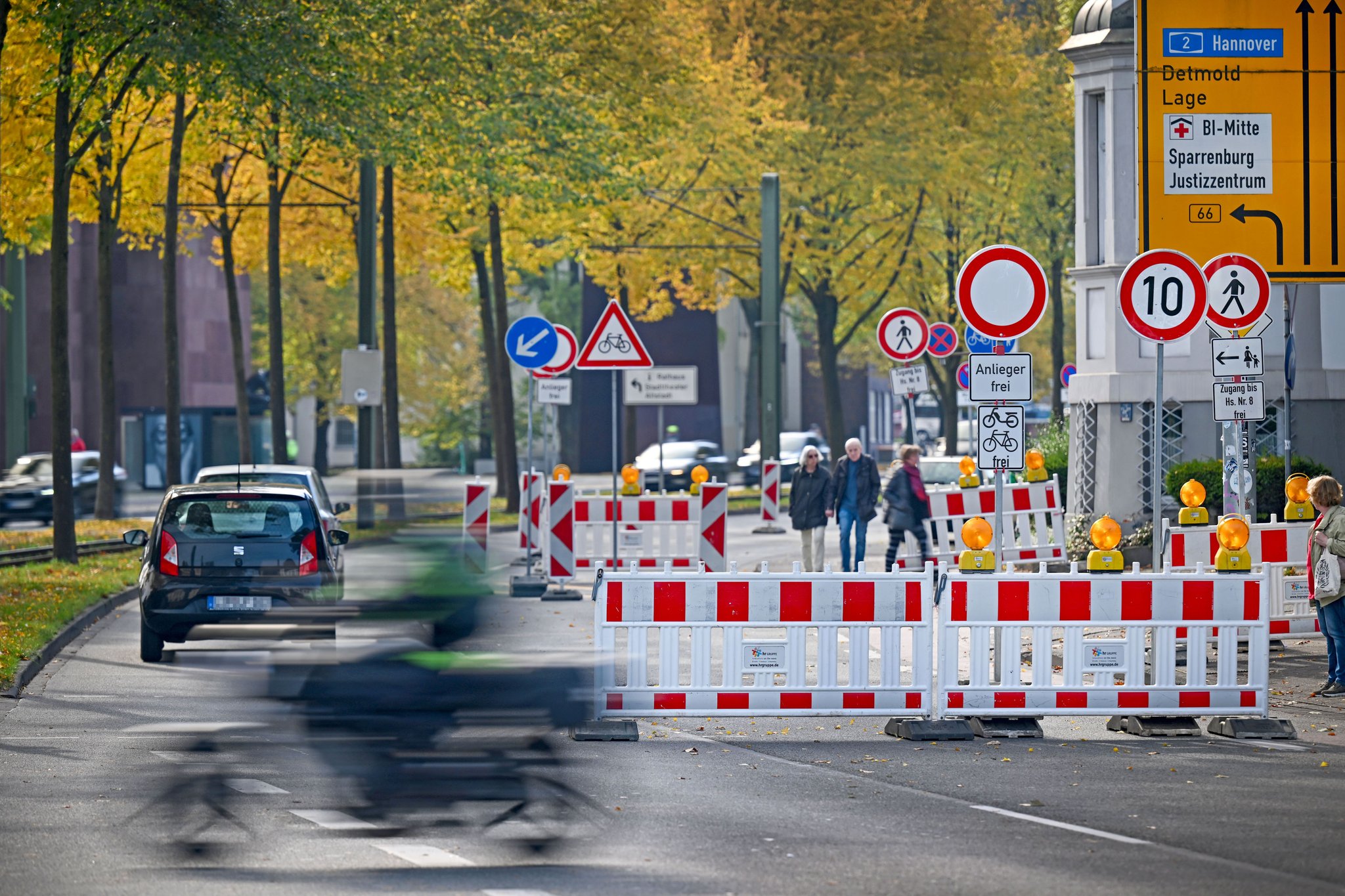 Baustelle Adenauerplatz in Bielefeld: 100 Verstöße pro Tag