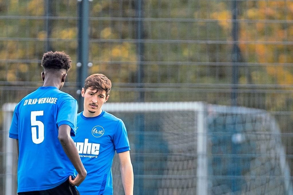 Westfalia II gewinnt wildes Derby, Borussia schnappt sich Platz eins