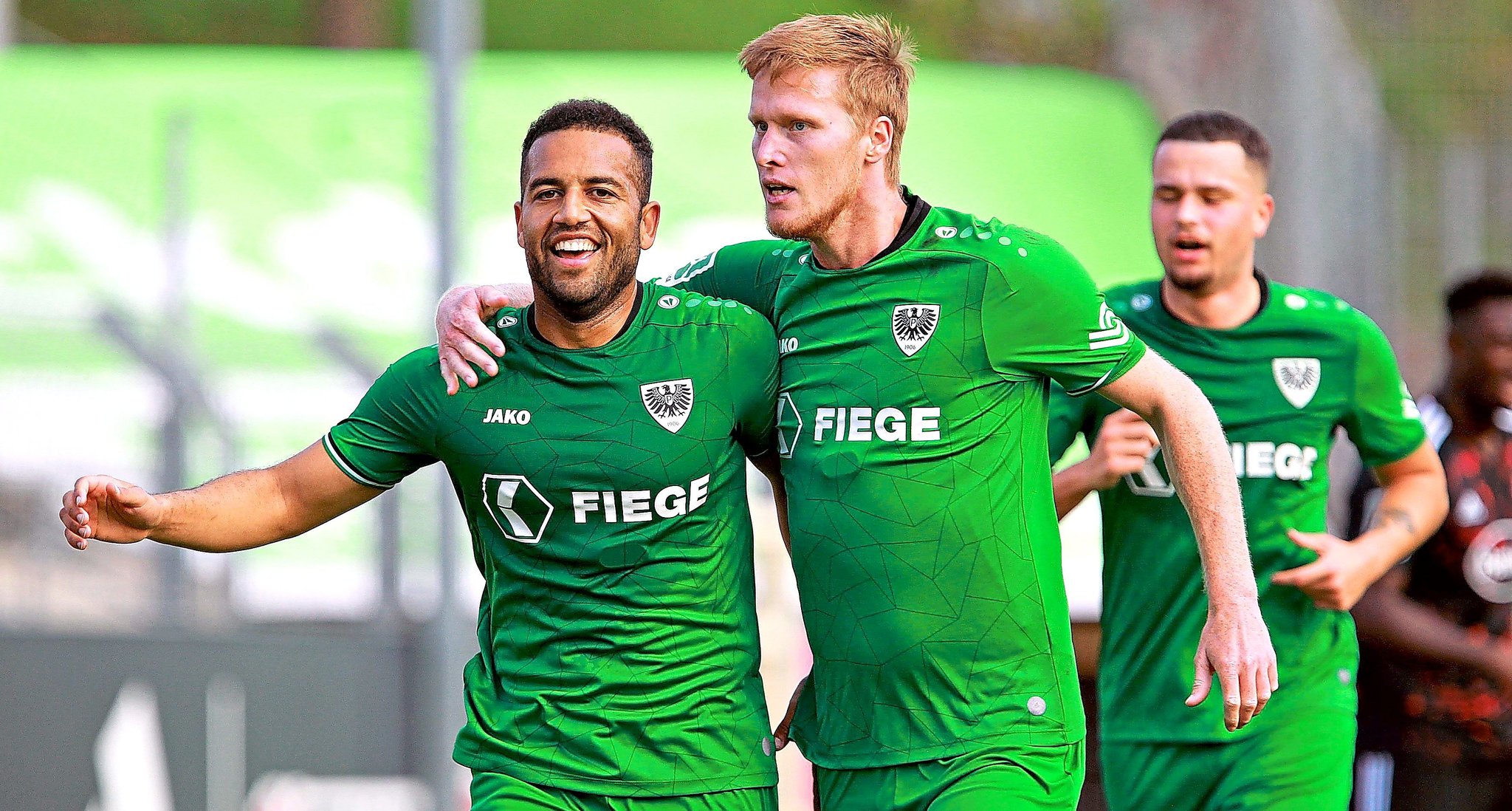 Mit vier Toren: Wegkamp und Wooten werben für Preußen-Doppelspitze