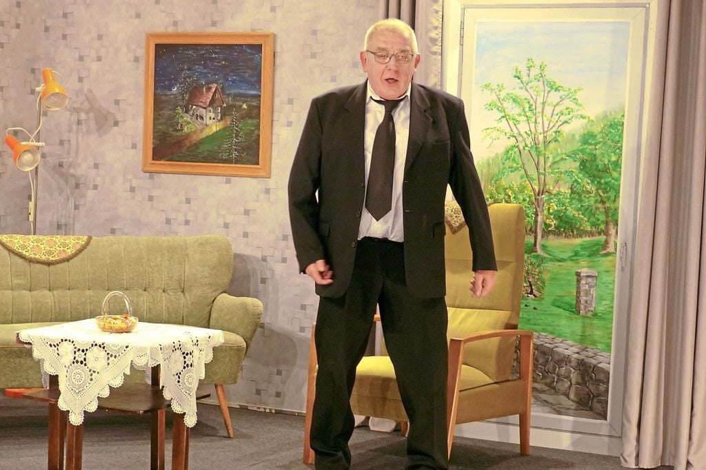 Norbert Weber wieder im Einsatz: „Alter Hase“ springt als Bestatter in ...